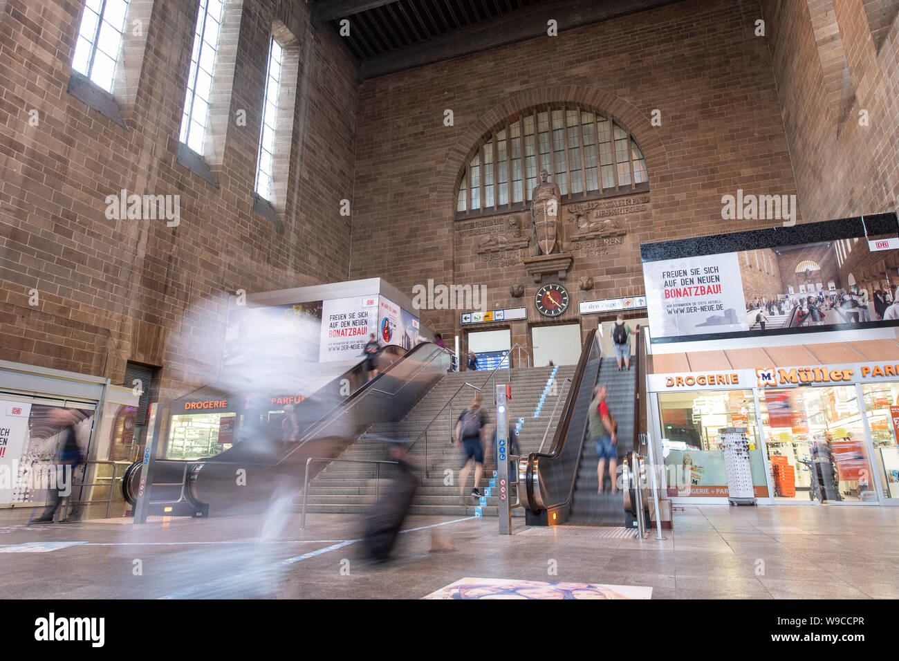 Bonatz building hi-res stock photography and images - Alamy