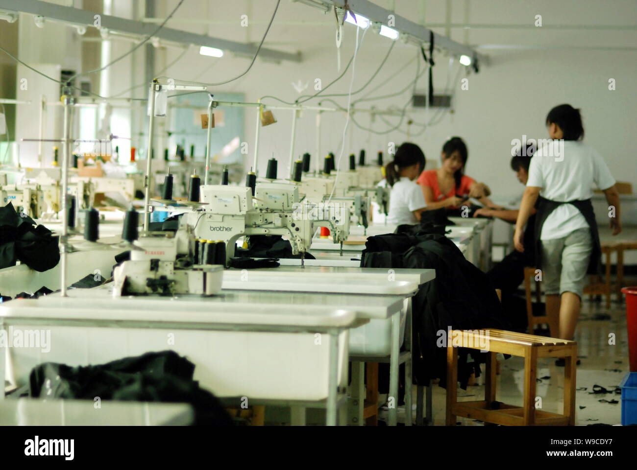 Empty garment factory hi-res stock photography and images - Alamy