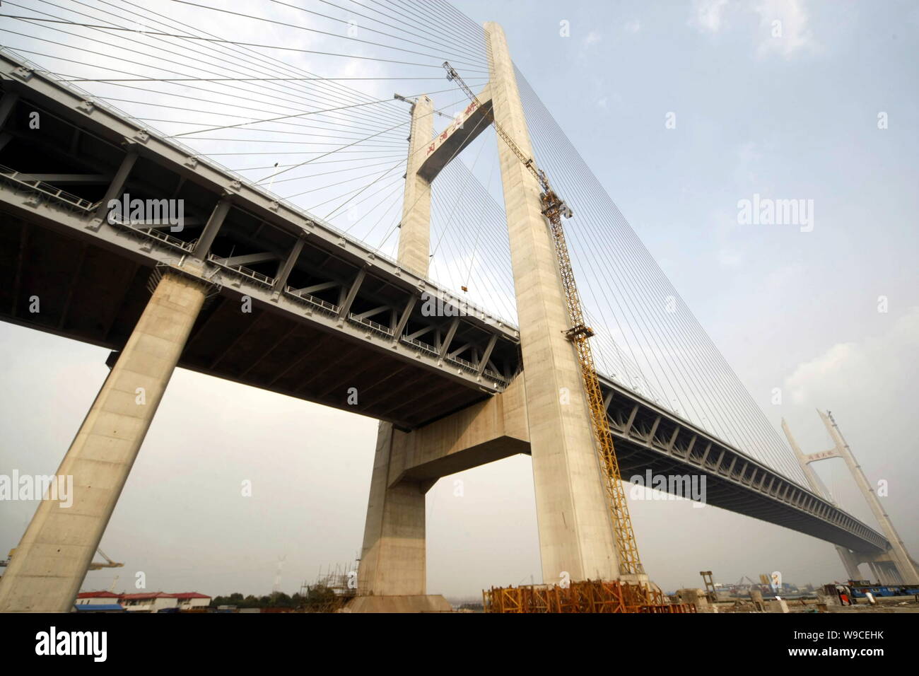 Double decker suspension bridge hi-res stock photography and images - Alamy