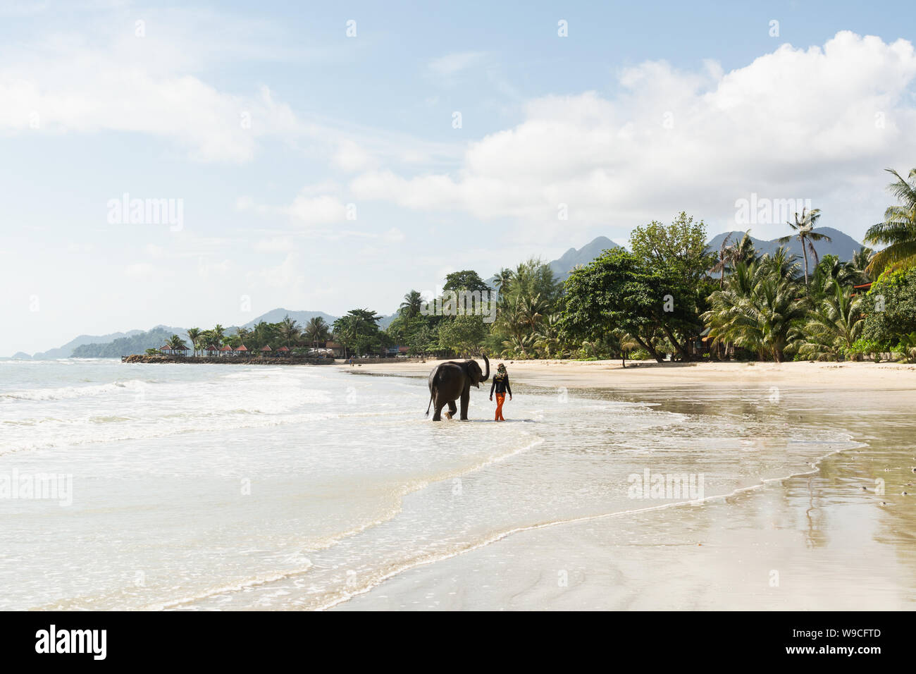 Thailand koh chang elephant island hi-res stock photography and images ...