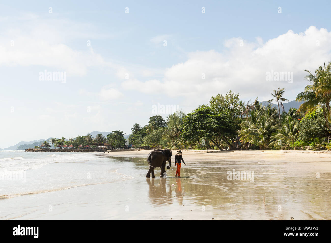 Thailand koh chang elephant island hi-res stock photography and images ...