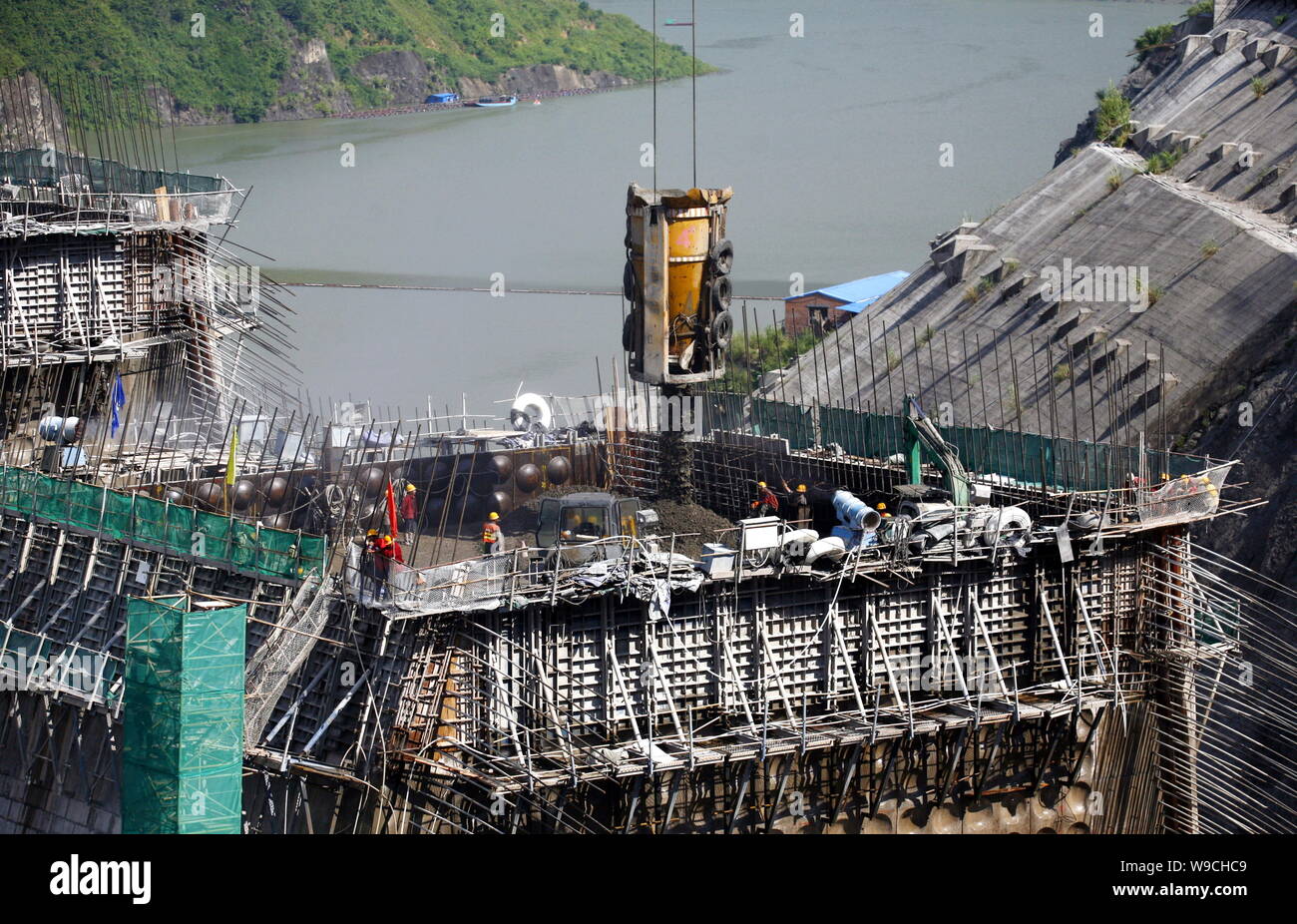 Hydropower plant china hi-res stock photography and images - Alamy