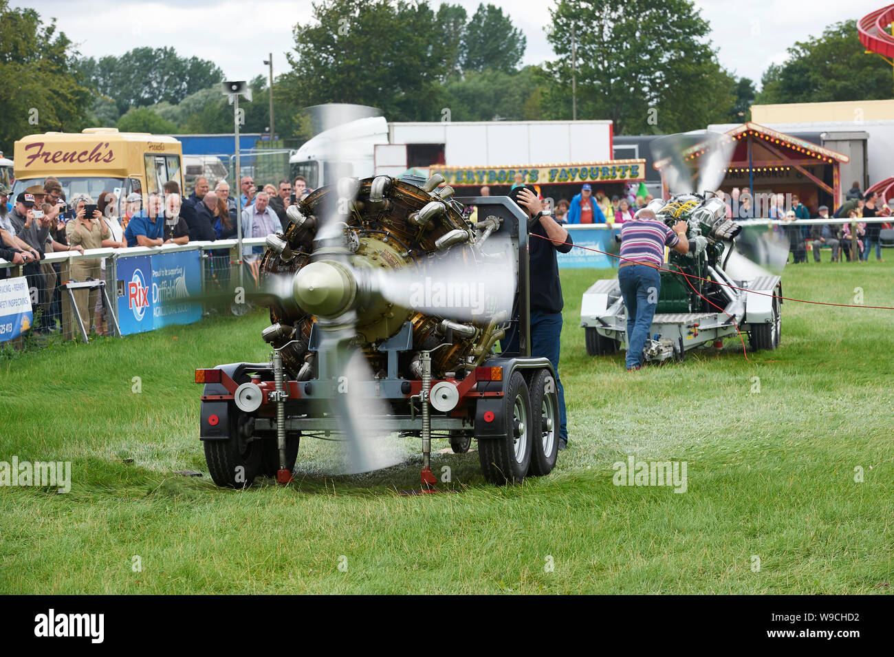 Bristol hercules engine hi-res stock photography and images - Alamy