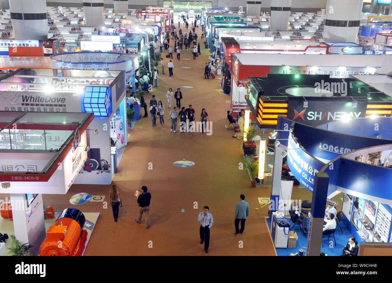 Canton fair booths hi-res stock photography and images - Alamy