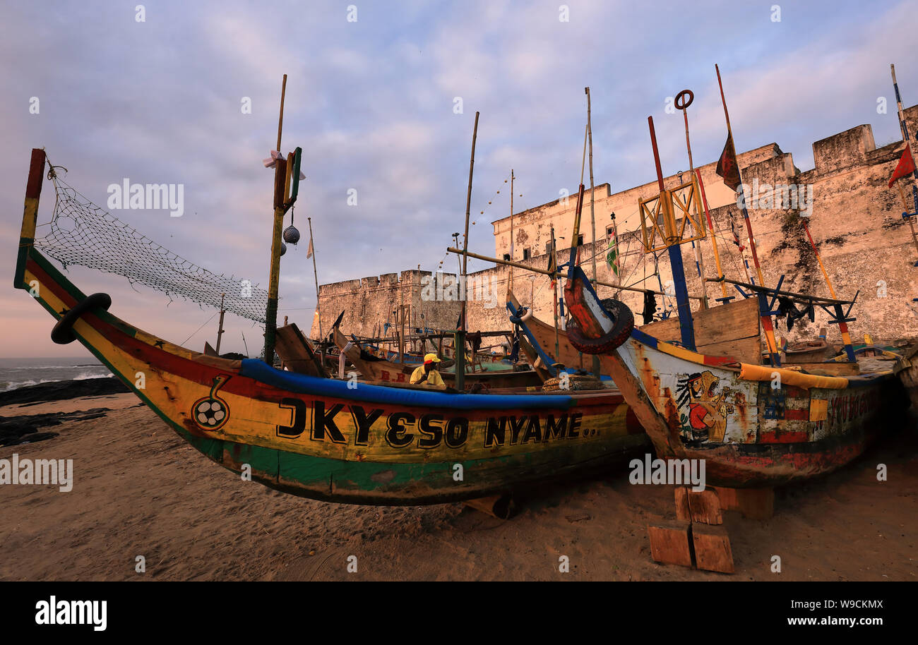 Cape coast fort william hi-res stock photography and images - Alamy