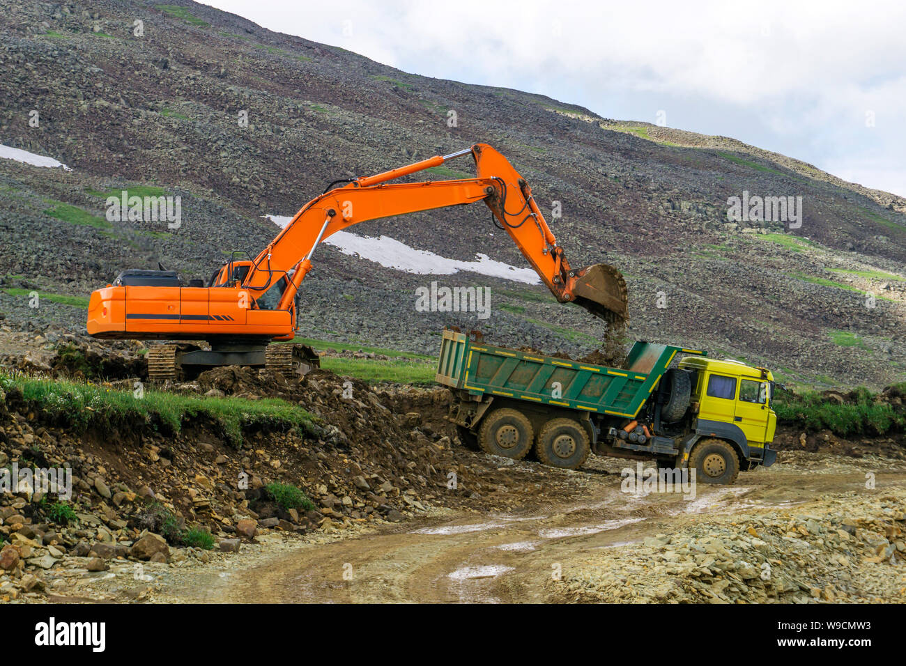 Off road dumper truck hi-res stock photography and images - Alamy
