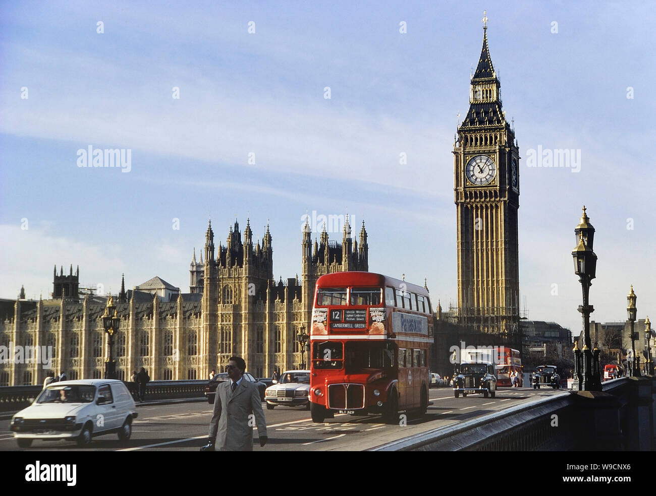 1980s double decker tourist bus hi-res stock photography and images - Alamy