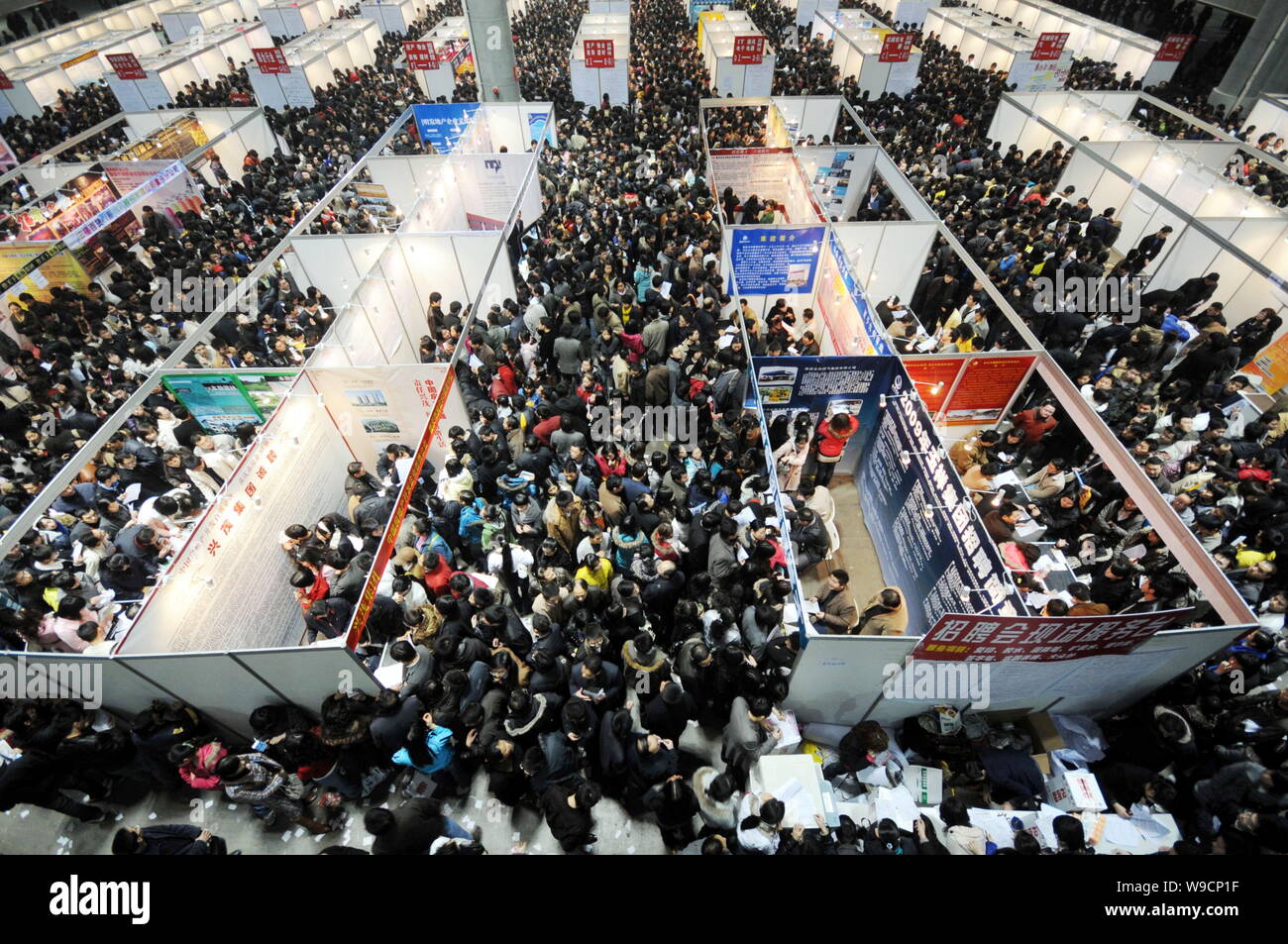 Finding a graduate job hi-res stock photography and images - Alamy