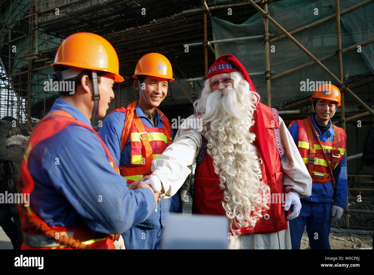 Finland santa 2010 hi-res stock photography and images - Alamy