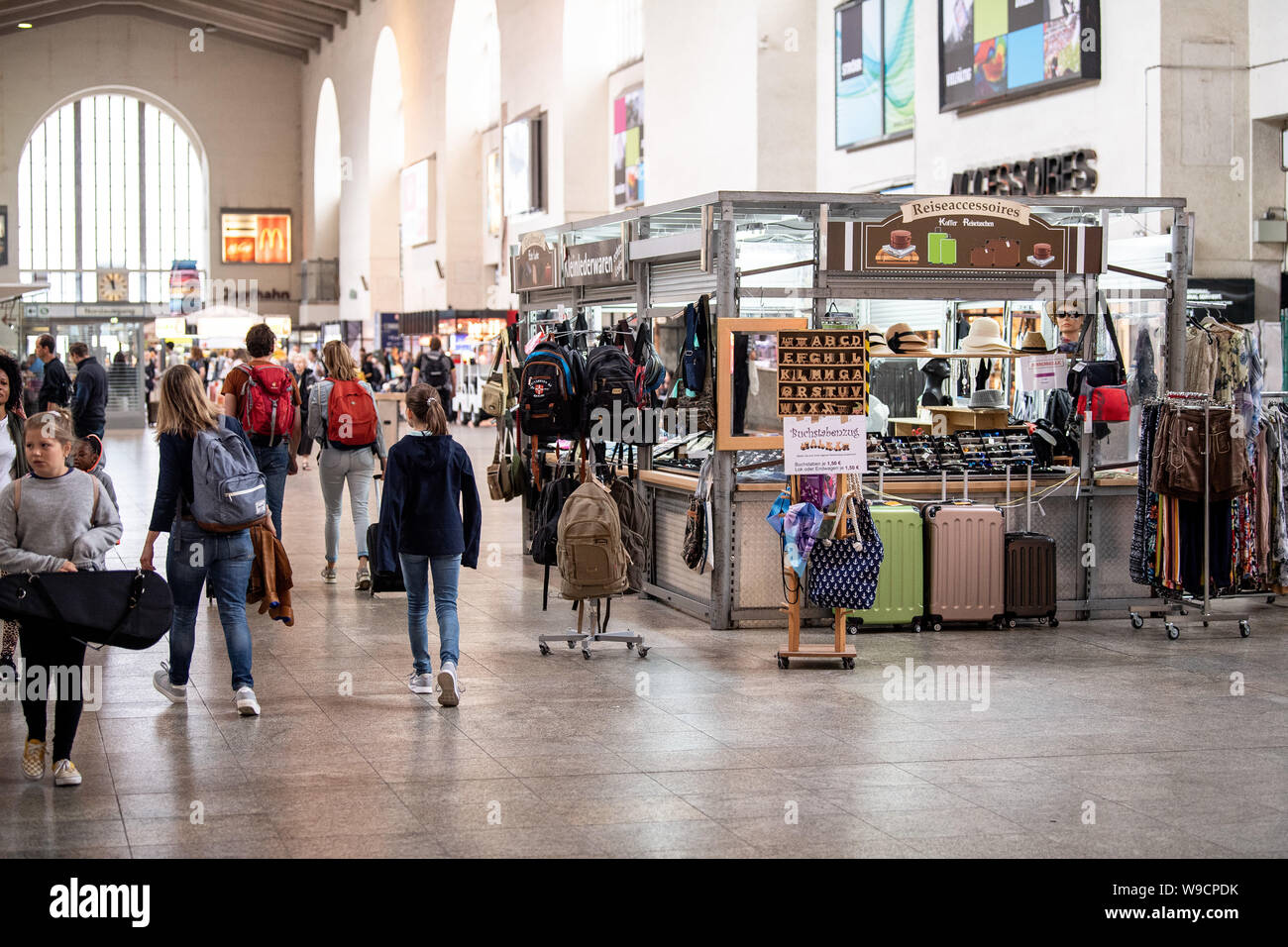 Bonatz building hi-res stock photography and images - Alamy