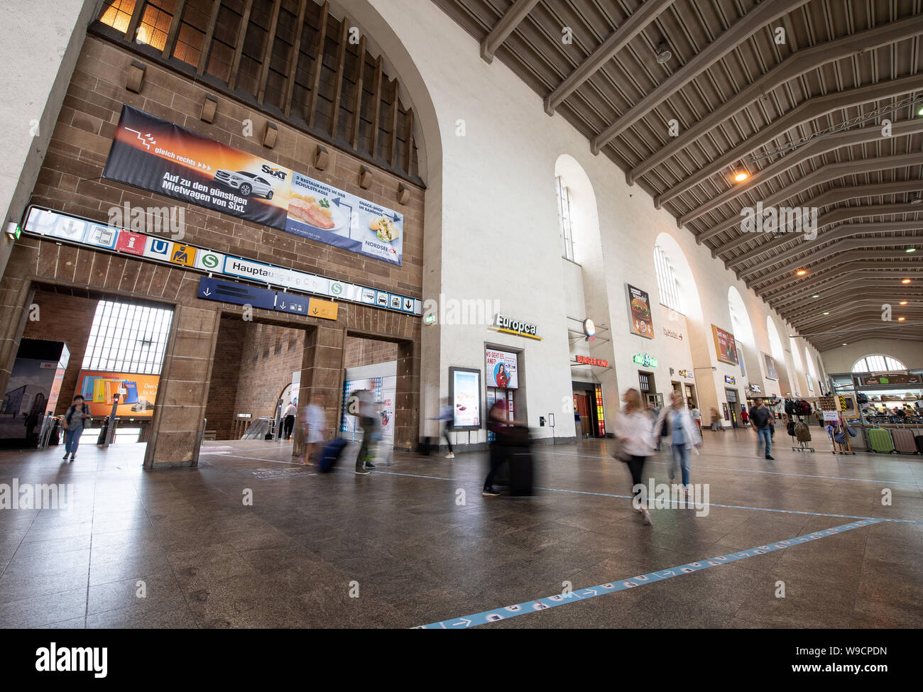 Bonatz building hi-res stock photography and images - Alamy