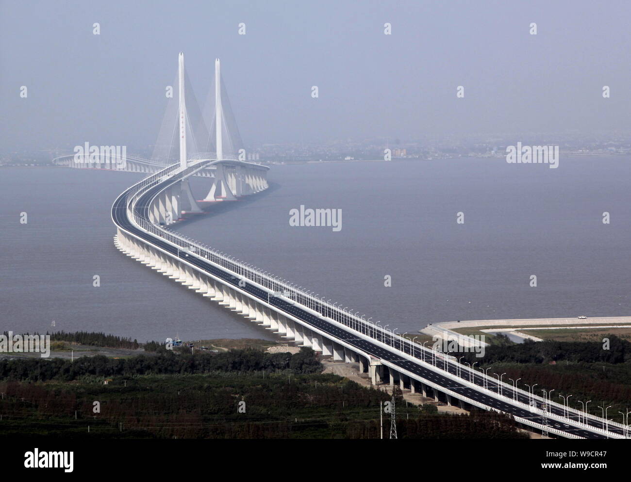 Aerial view of the Shanghai Yangtze River Bridge which links Chongming ...
