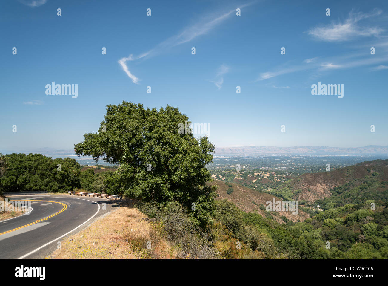 View of Silicon Valley With Road On the Side Stock Photo - Alamy