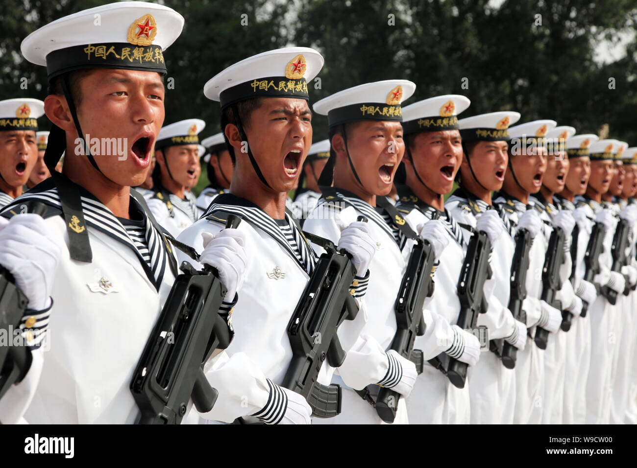 --FILE--Chinese Navy soldiers of PLA (Peoples Liberation Army) shout ...
