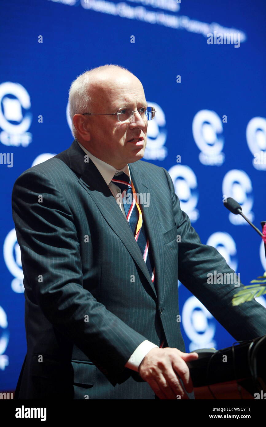 Bruno E. Raschle, Founder and Managing Director and CEO of Adveq ...