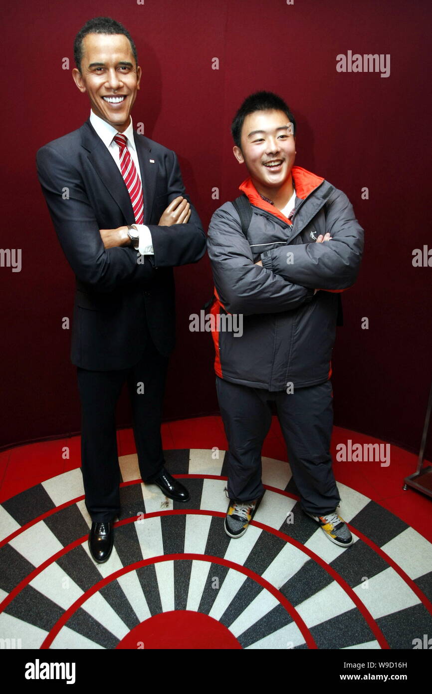 Chinese wax museum shanghai hi-res stock photography and images - Alamy