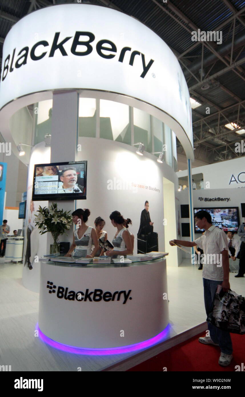 Rim blackberry hi-res stock photography and images - Alamy