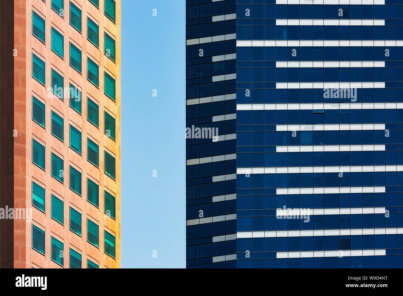 Modern city building glass sky scrapers hi-res stock photography and ...