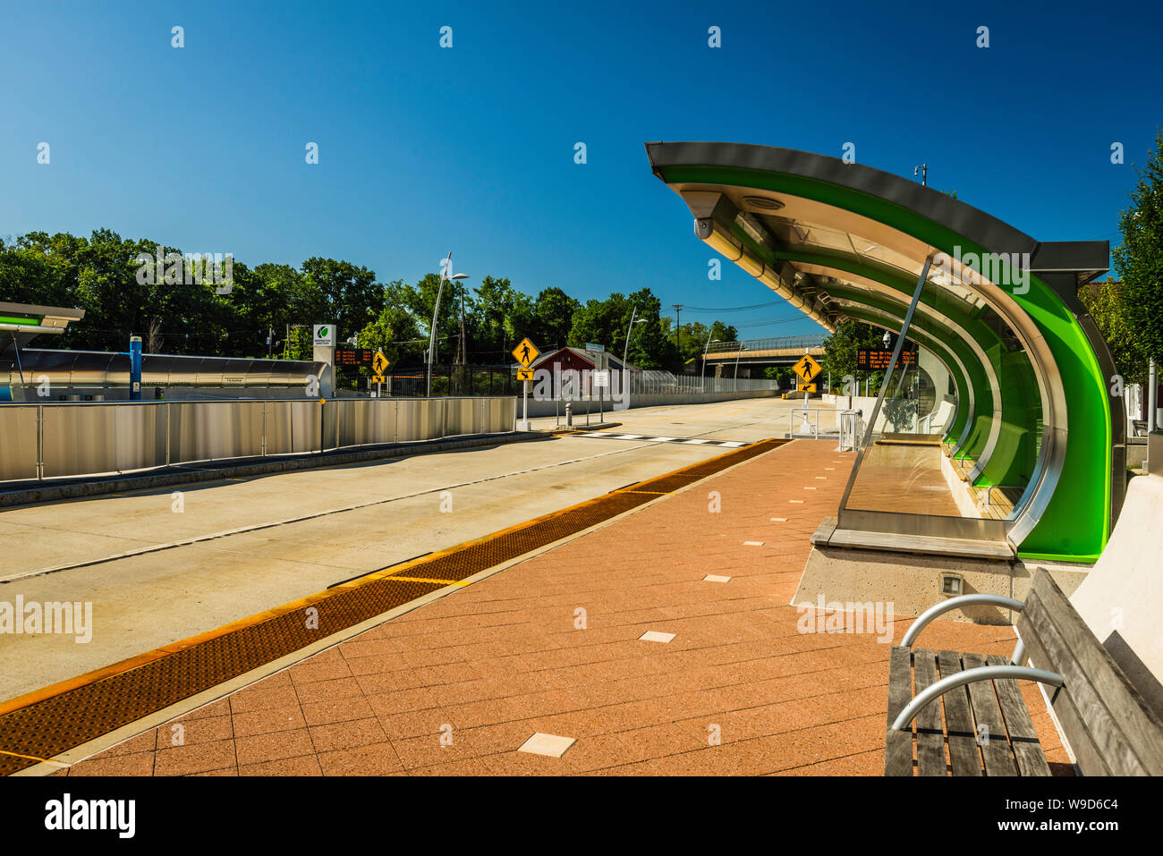 Newington junction station hi-res stock photography and images - Alamy