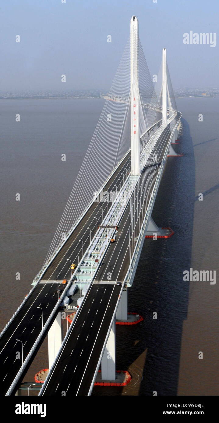 Aerial view of the Shanghai Yangtze River Bridge which links Chongming ...