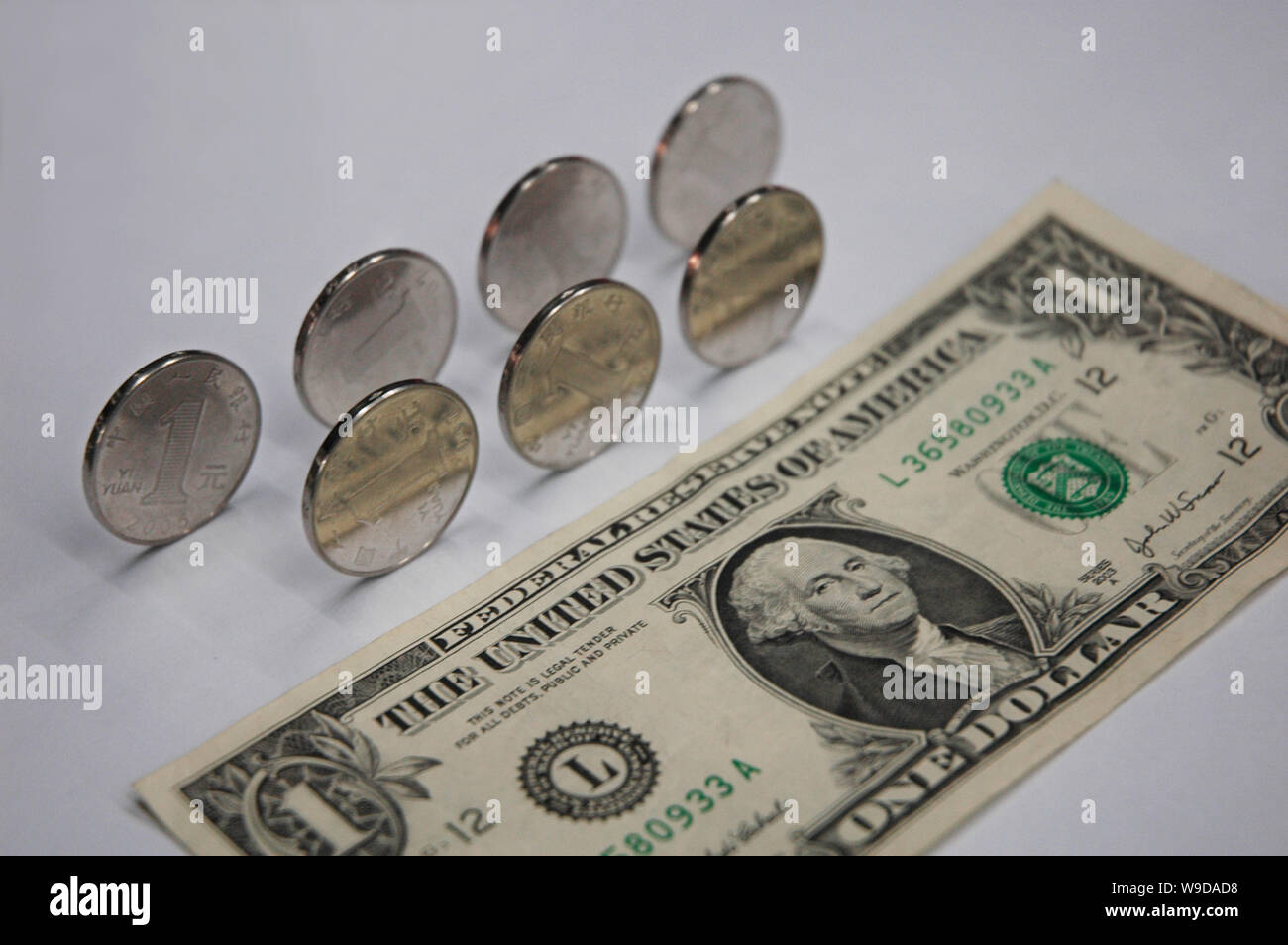 2008 coins hi-res stock photography and images - Alamy