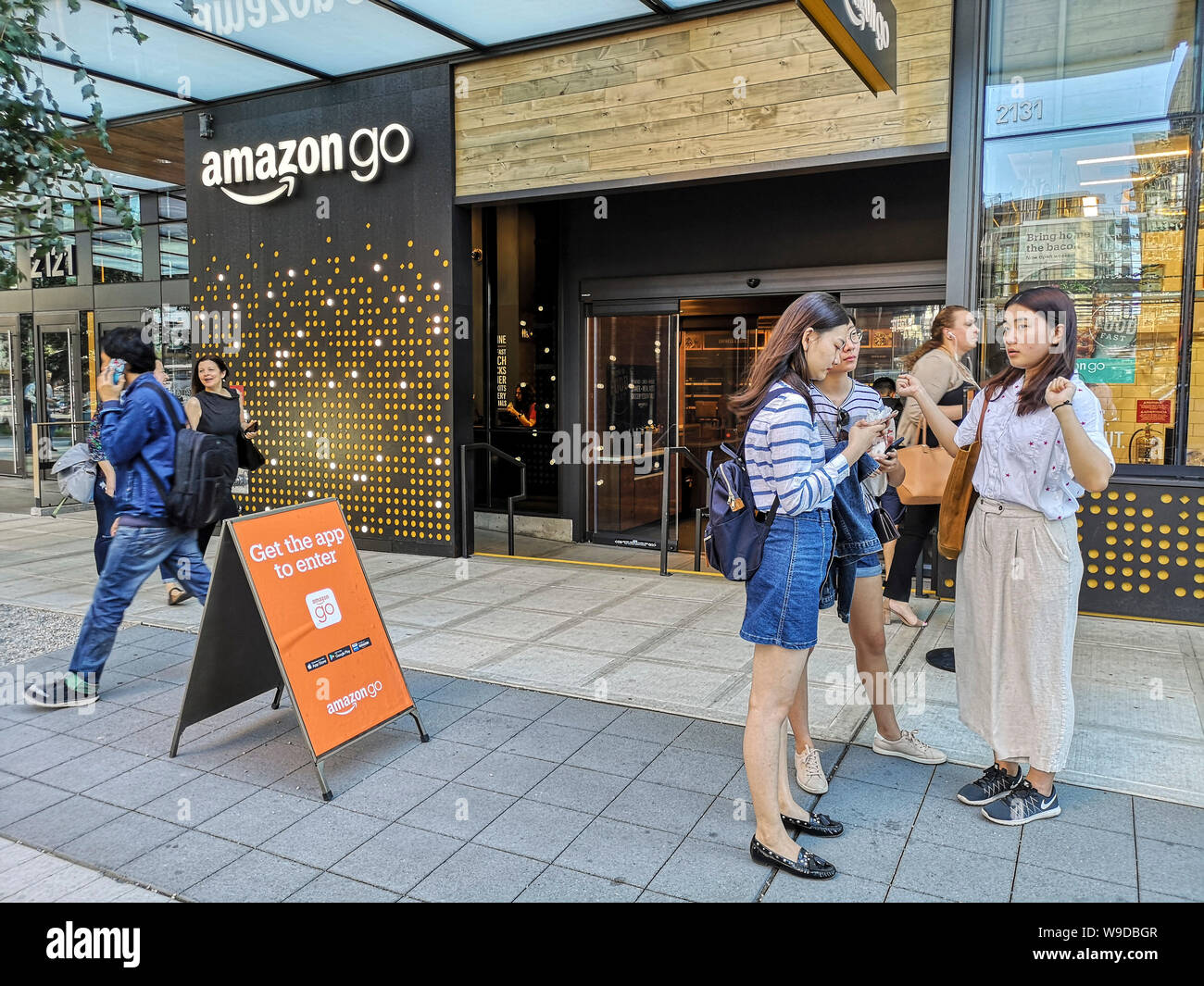 AMAZON GO, SEATTLE Stock Photo - Alamy