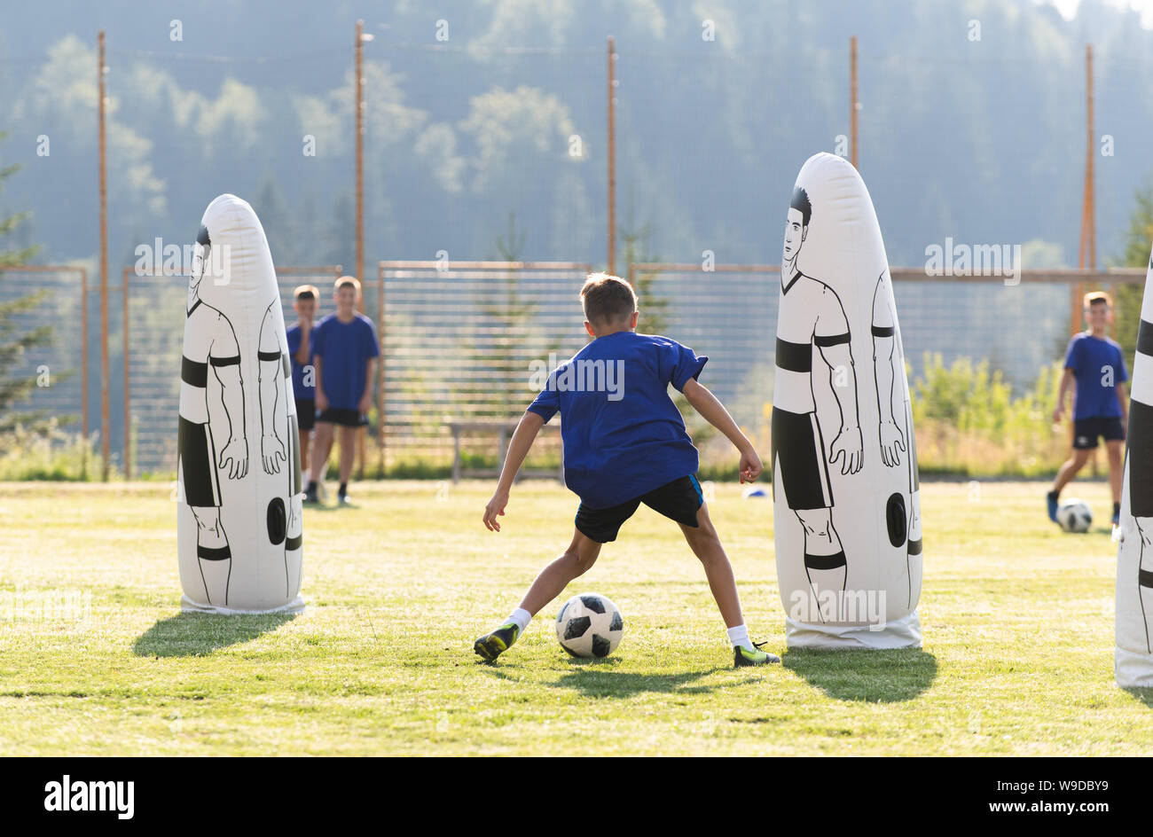 Soccer skills hi-res stock photography and images - Alamy