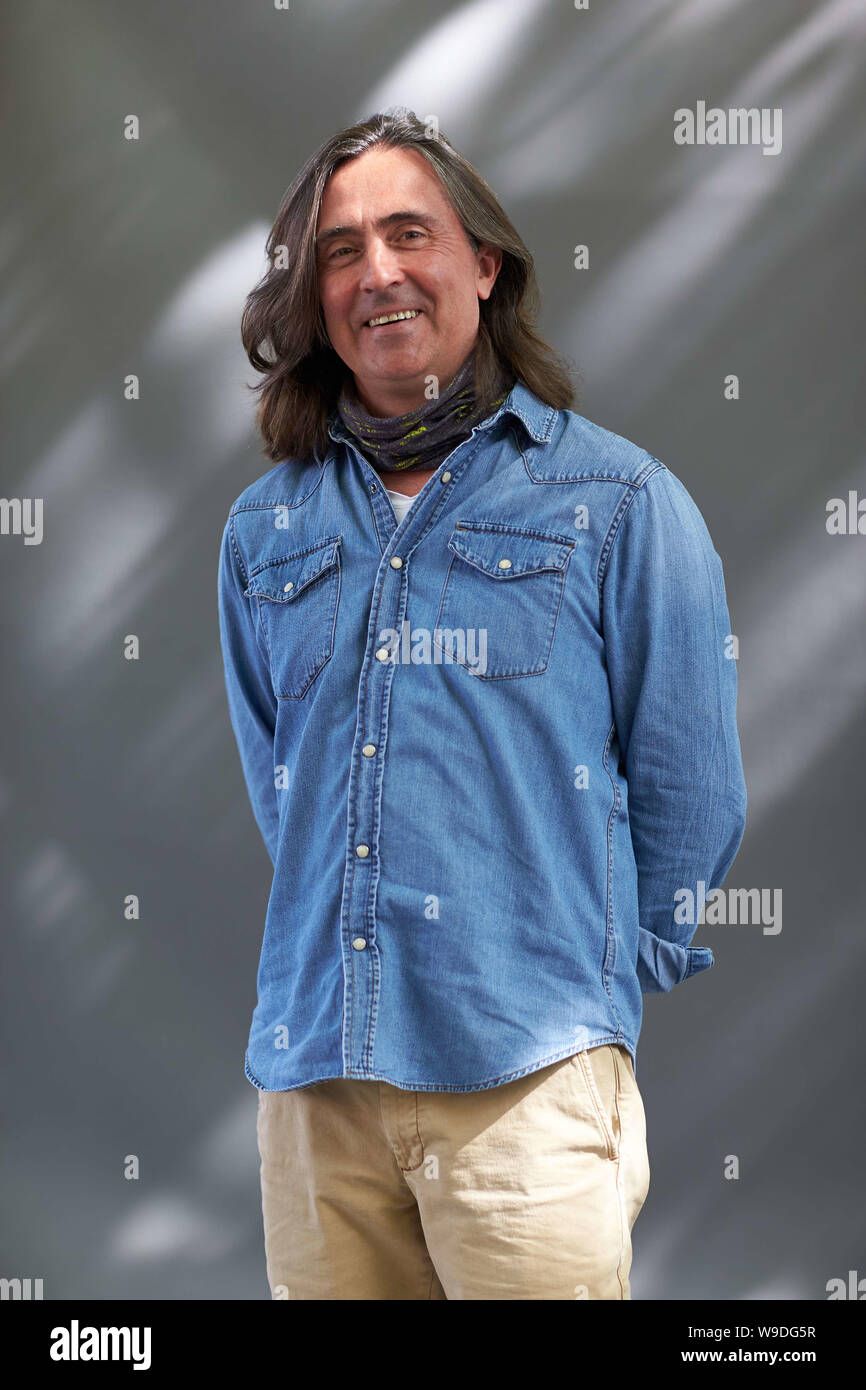 Neil oliver television hi-res stock photography and images - Alamy