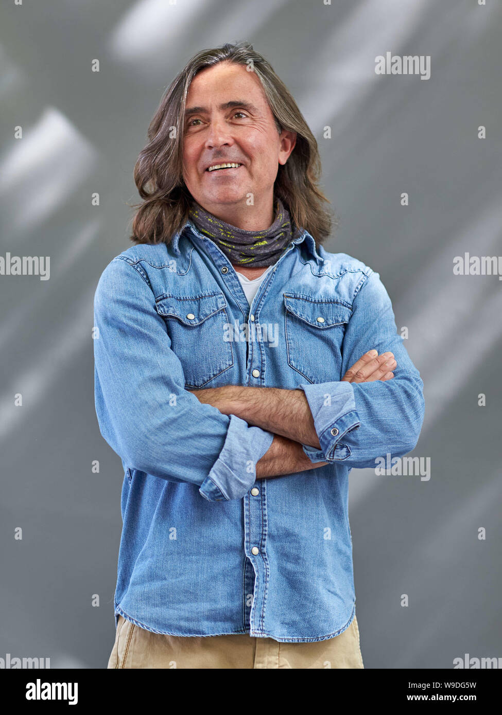 Neil oliver presenter hi-res stock photography and images - Alamy