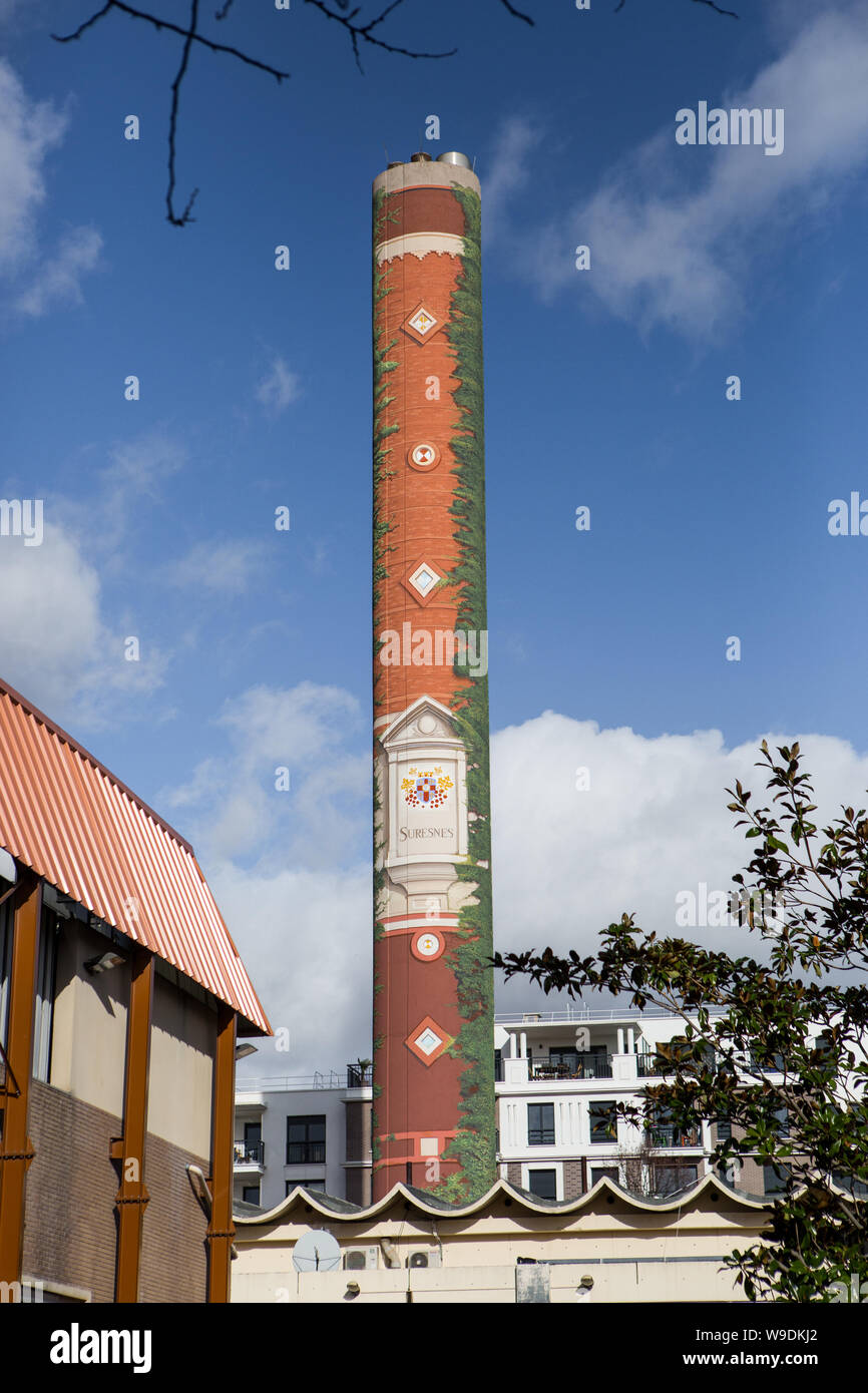 Suresnes hi-res stock photography and images - Alamy