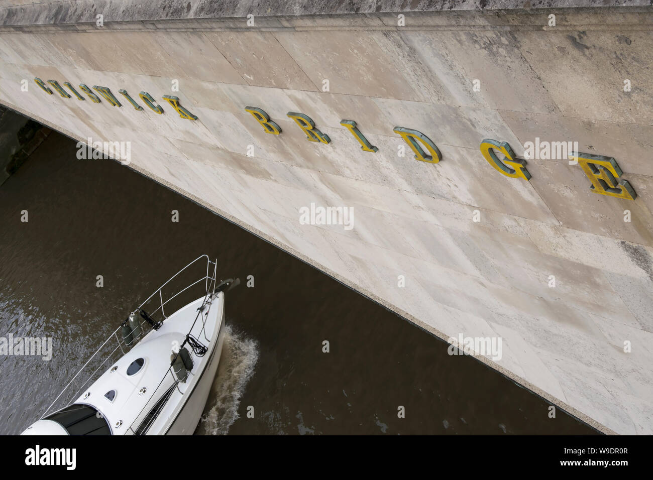 Chiswick Bridge High Resolution Stock Photography and Images - Alamy