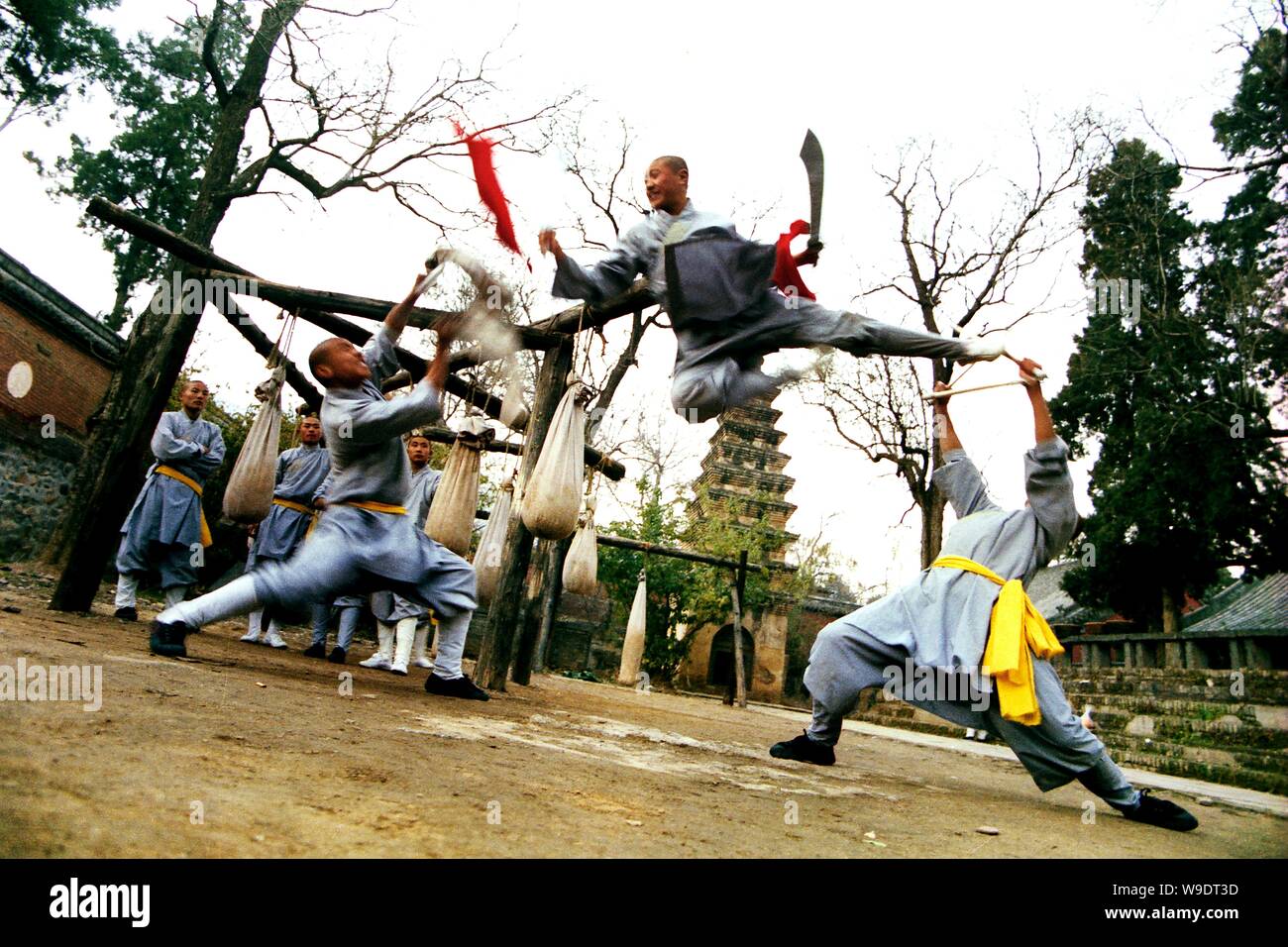 Shaolin monks train Shaolin kungfu at Shaolin Temple in Songshan ...