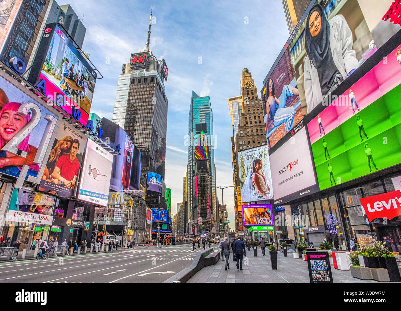 USA, New York City, Manhattan, Times Square Stock Photo - Alamy