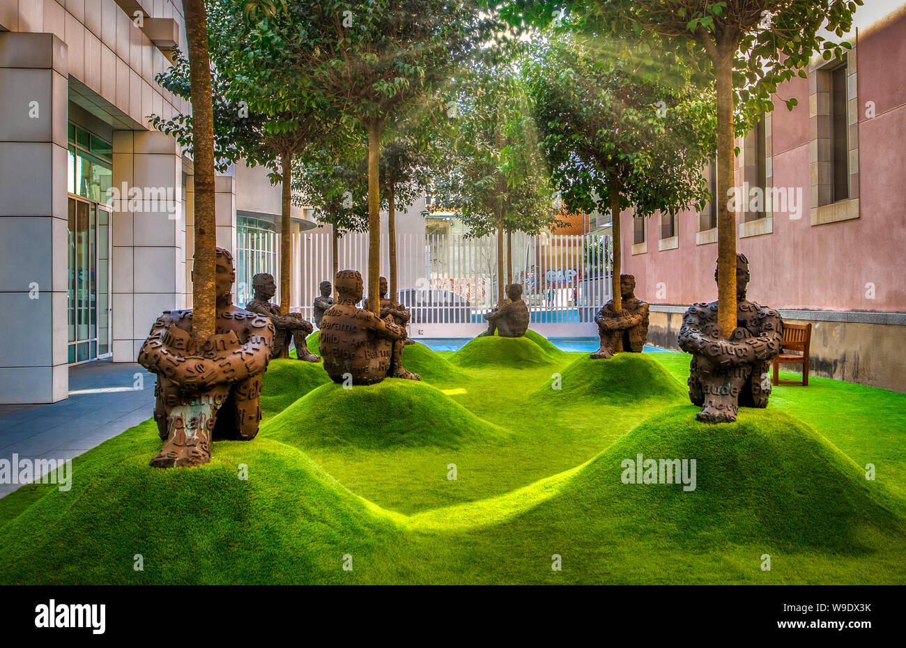 Jaume plensa sculptures tree hi-res stock photography and images - Alamy