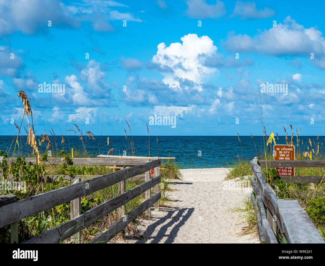 Walkway to beach in Stump Pass State Park on the Gulf of Mexico in ...