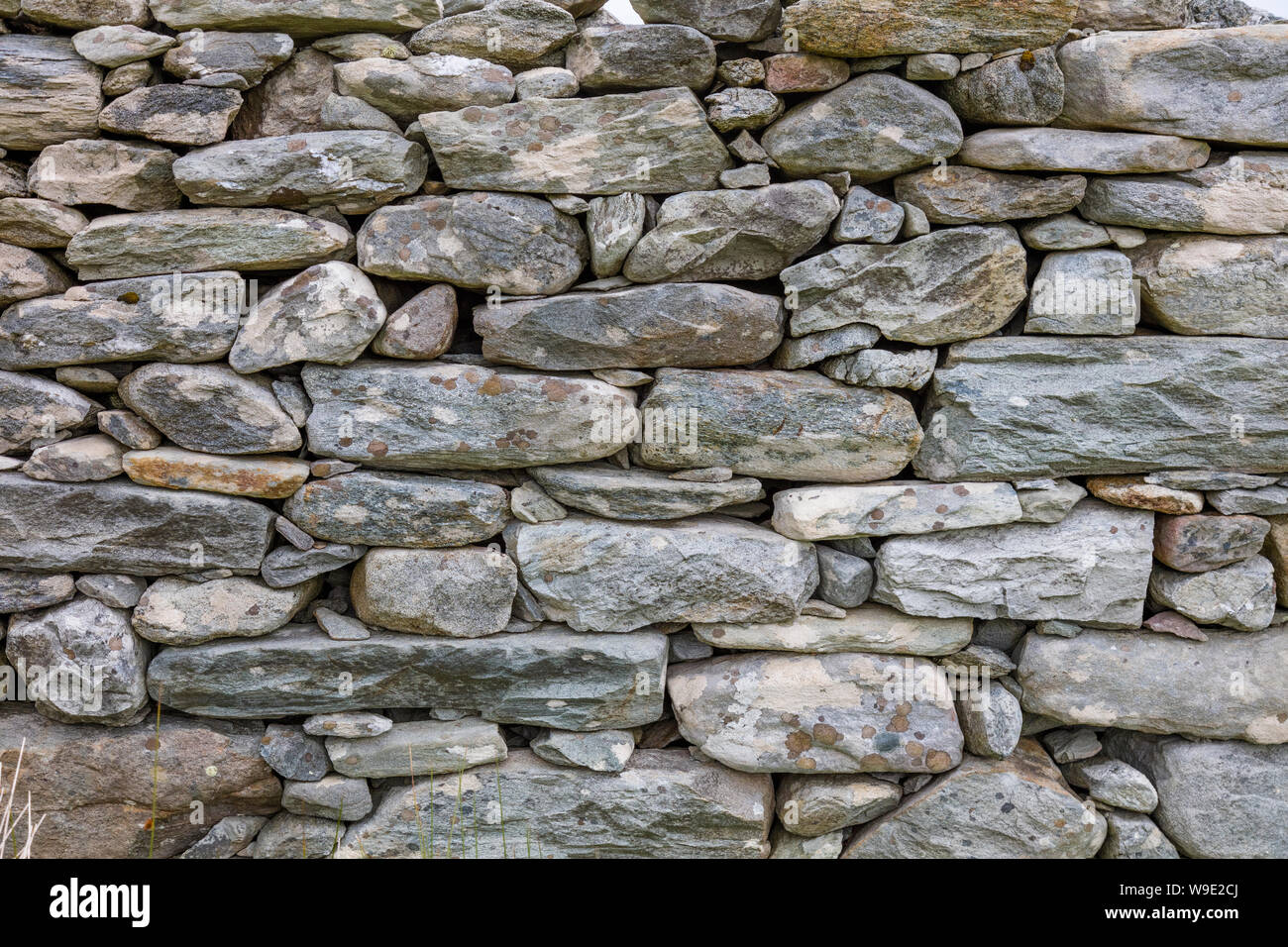 Closeup of stone wall hi-res stock photography and images - Alamy
