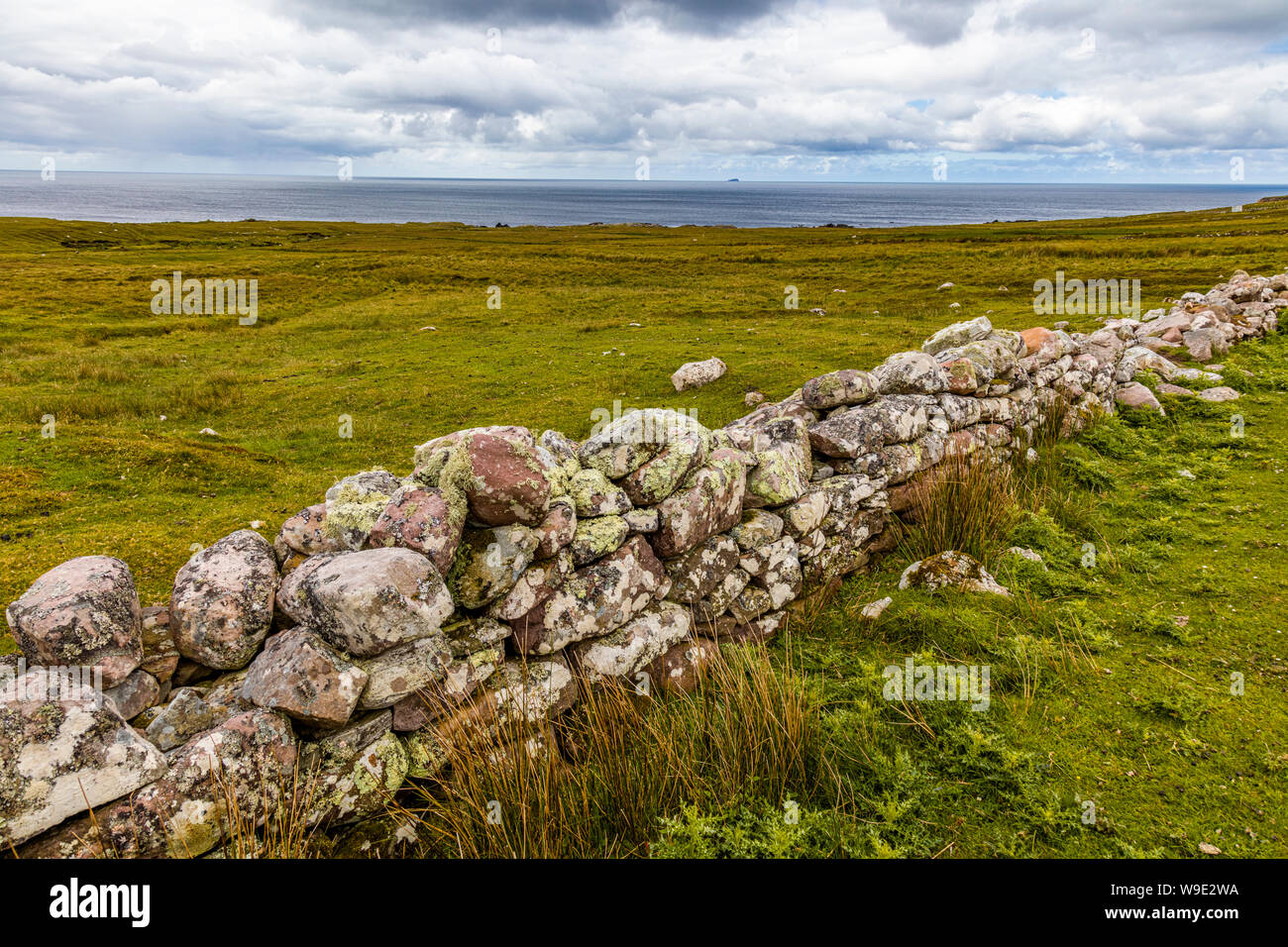 Stones of a field wall hi-res stock photography and images - Alamy