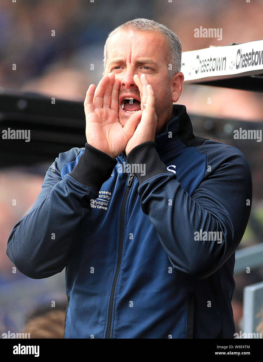 Goalkeeping coach martyn margetson hi-res stock photography and images ...