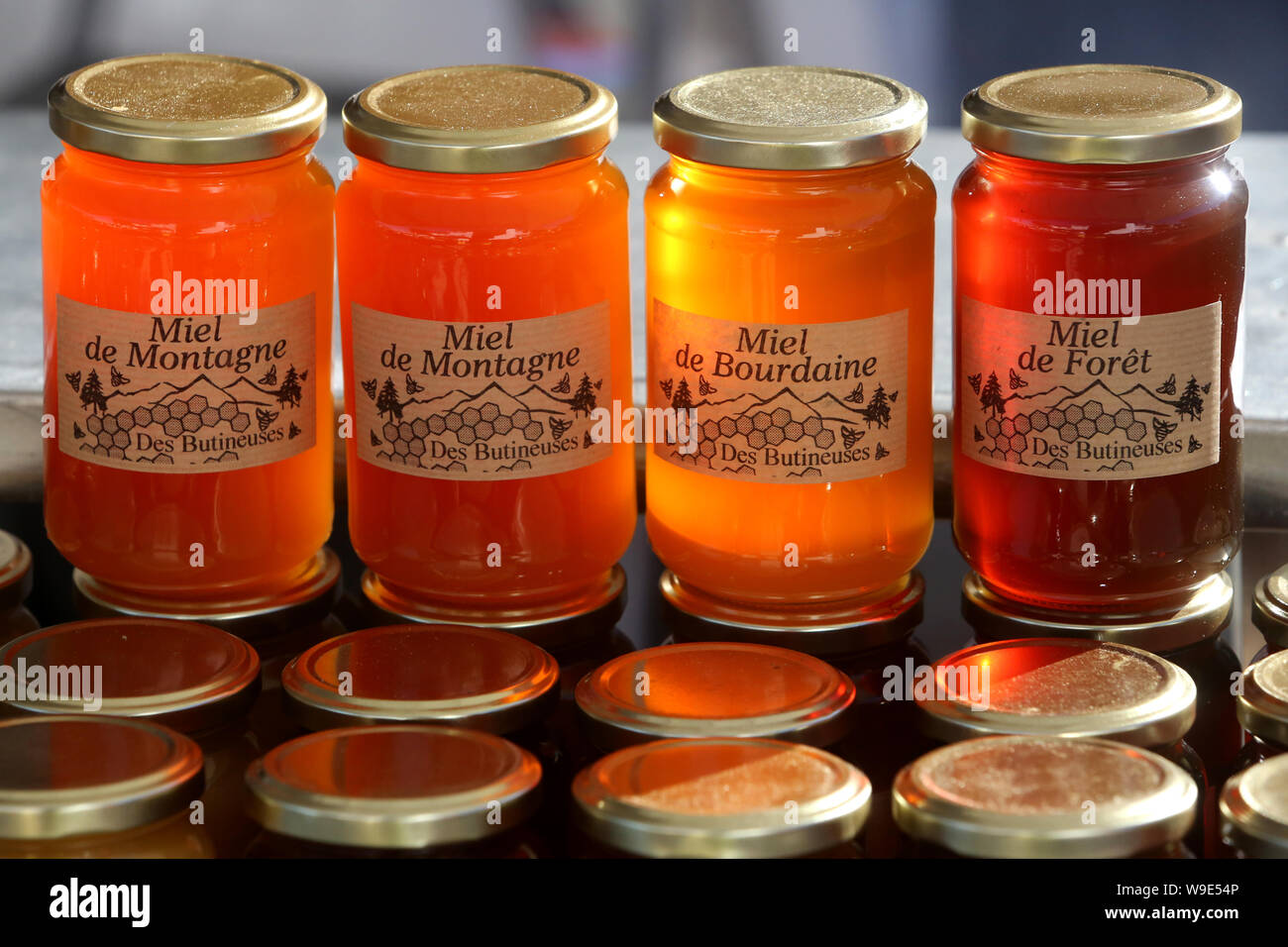 Pots de miel. / Pots of honey Stock Photo - Alamy