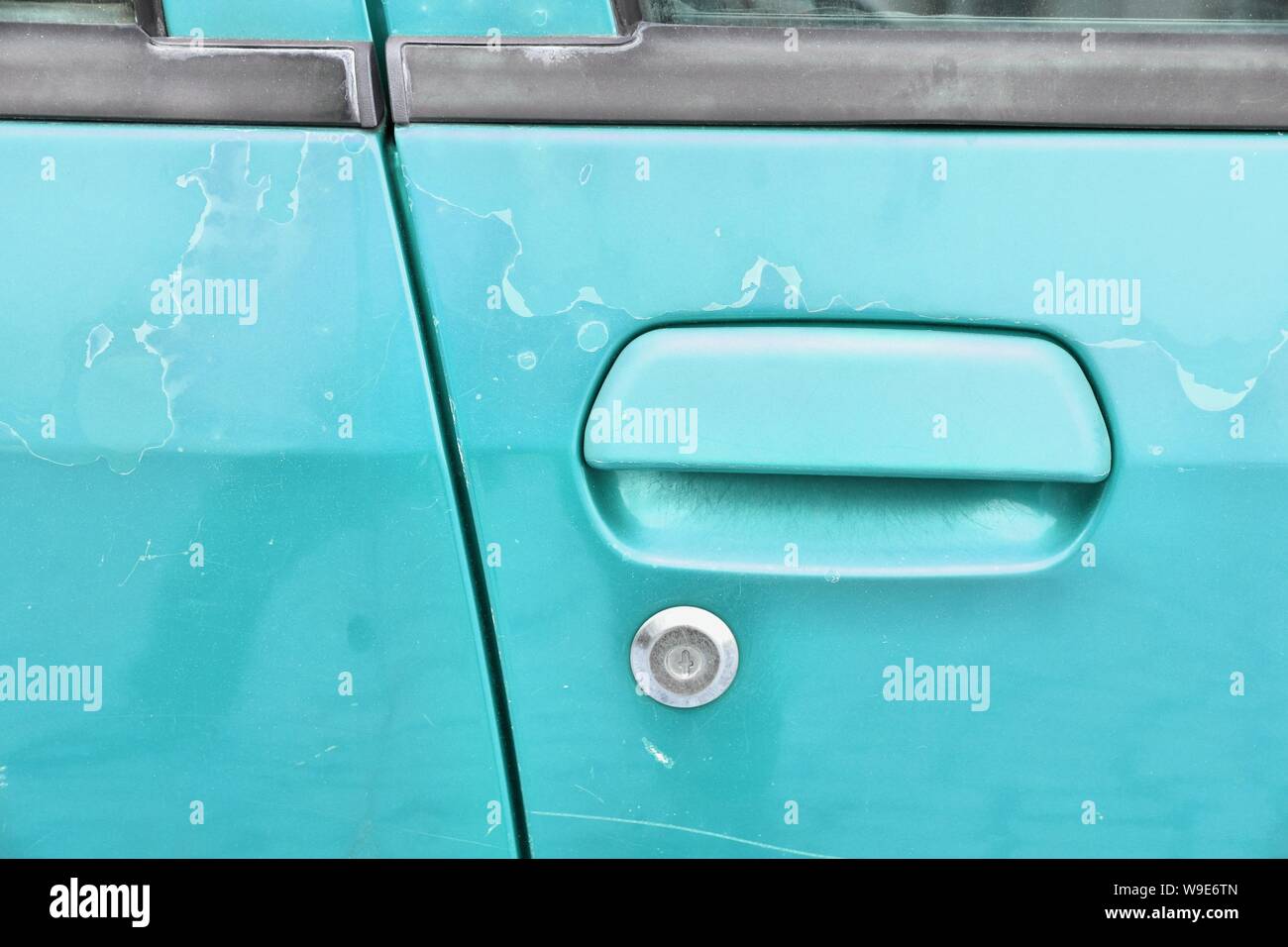 Car paint flaking hi-res stock photography and images - Alamy