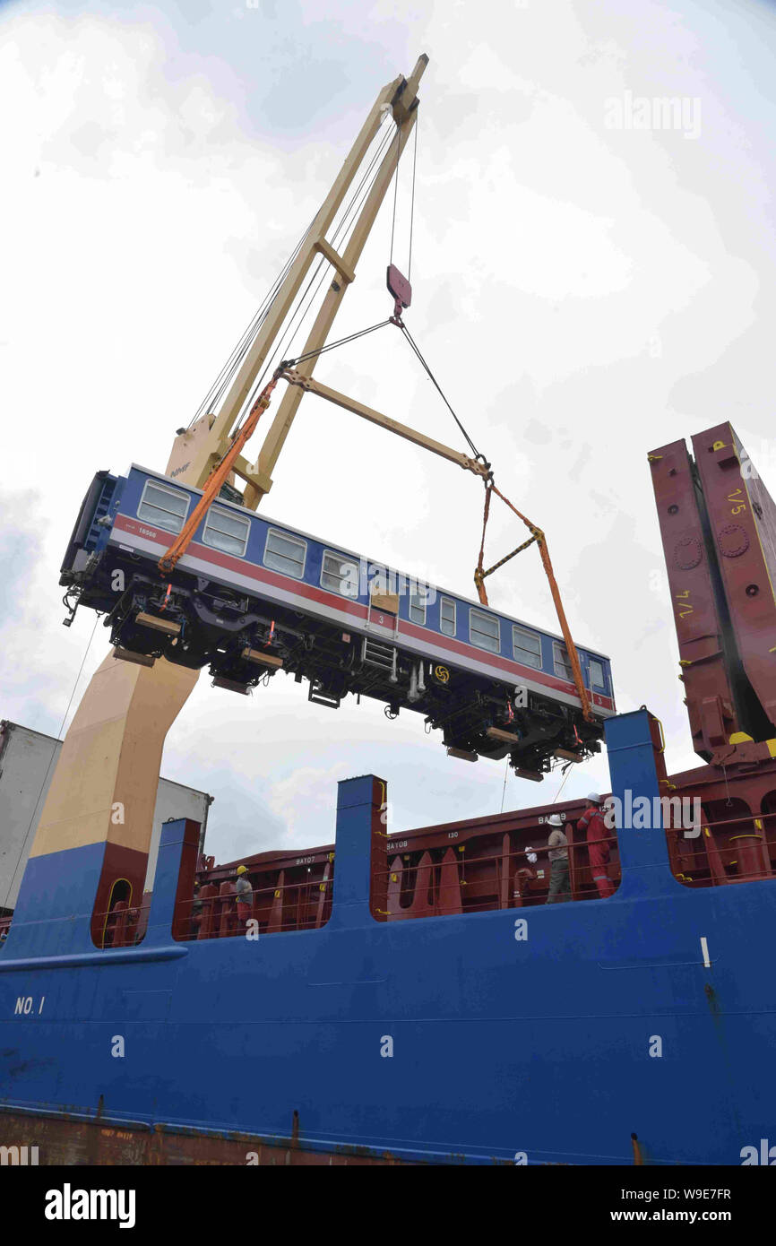 Million dollar train hi-res stock photography and images - Alamy