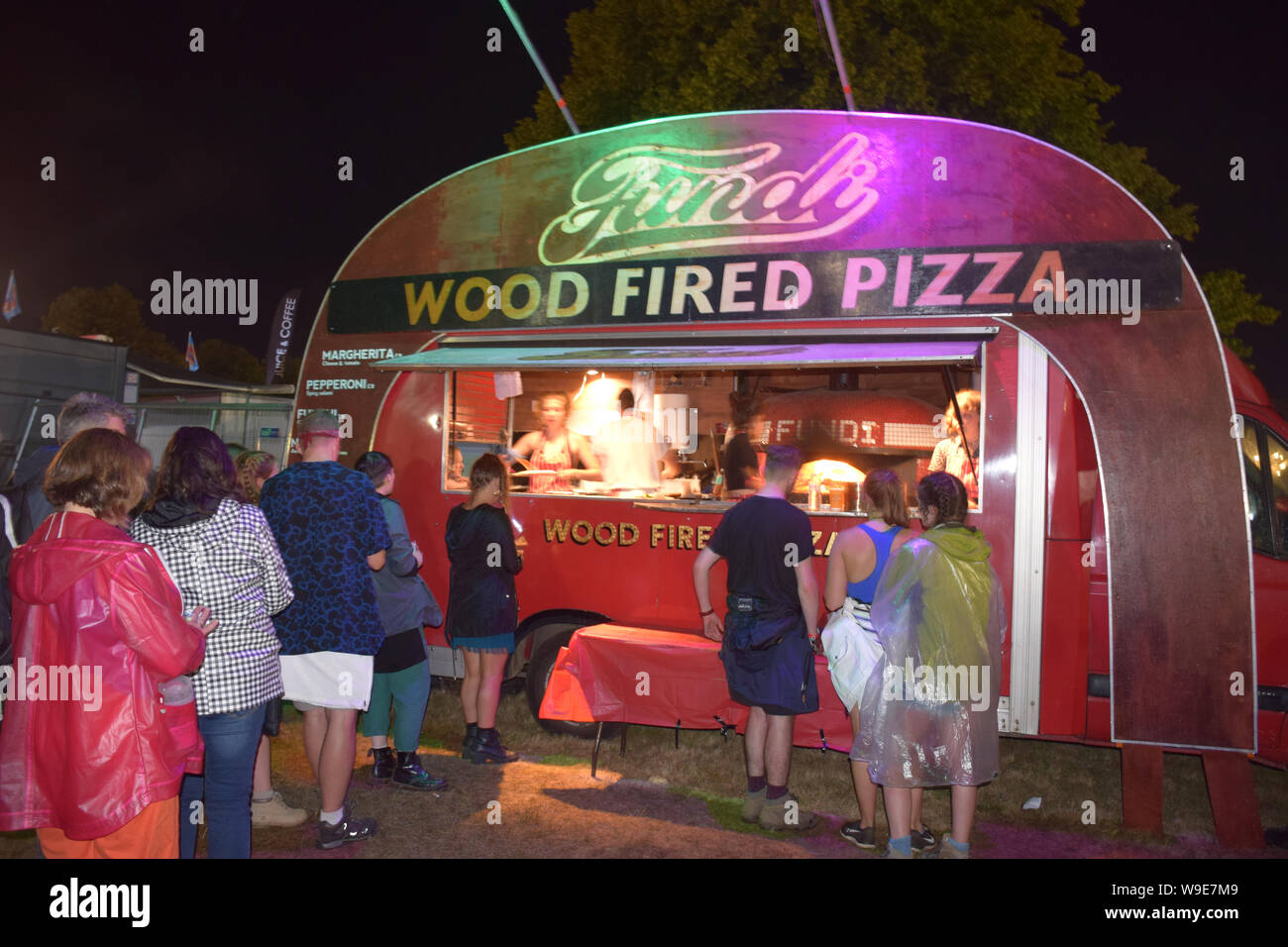 Latitude cafe hi-res stock photography and images - Alamy