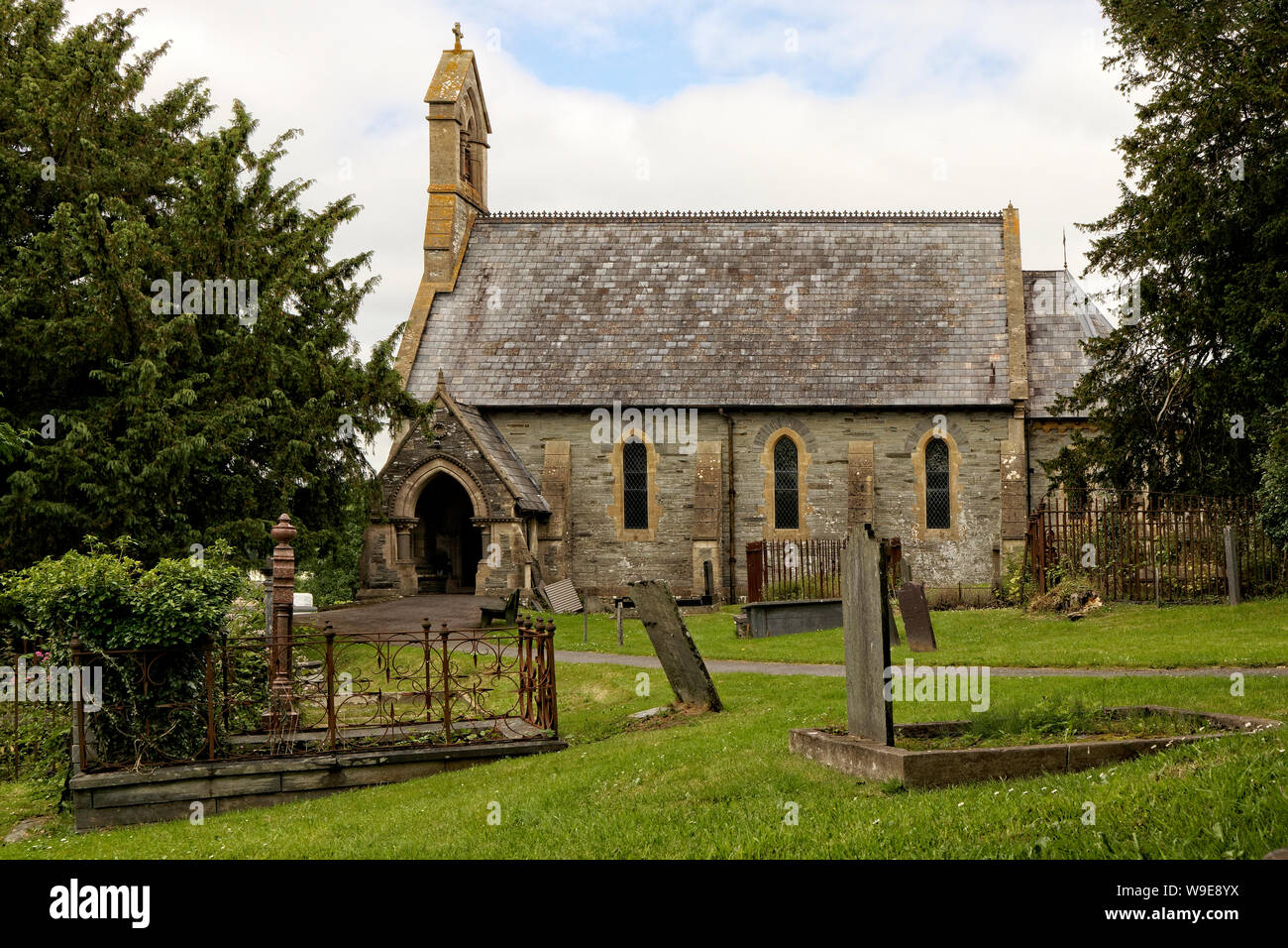 St davids episcopal church hi-res stock photography and images - Alamy