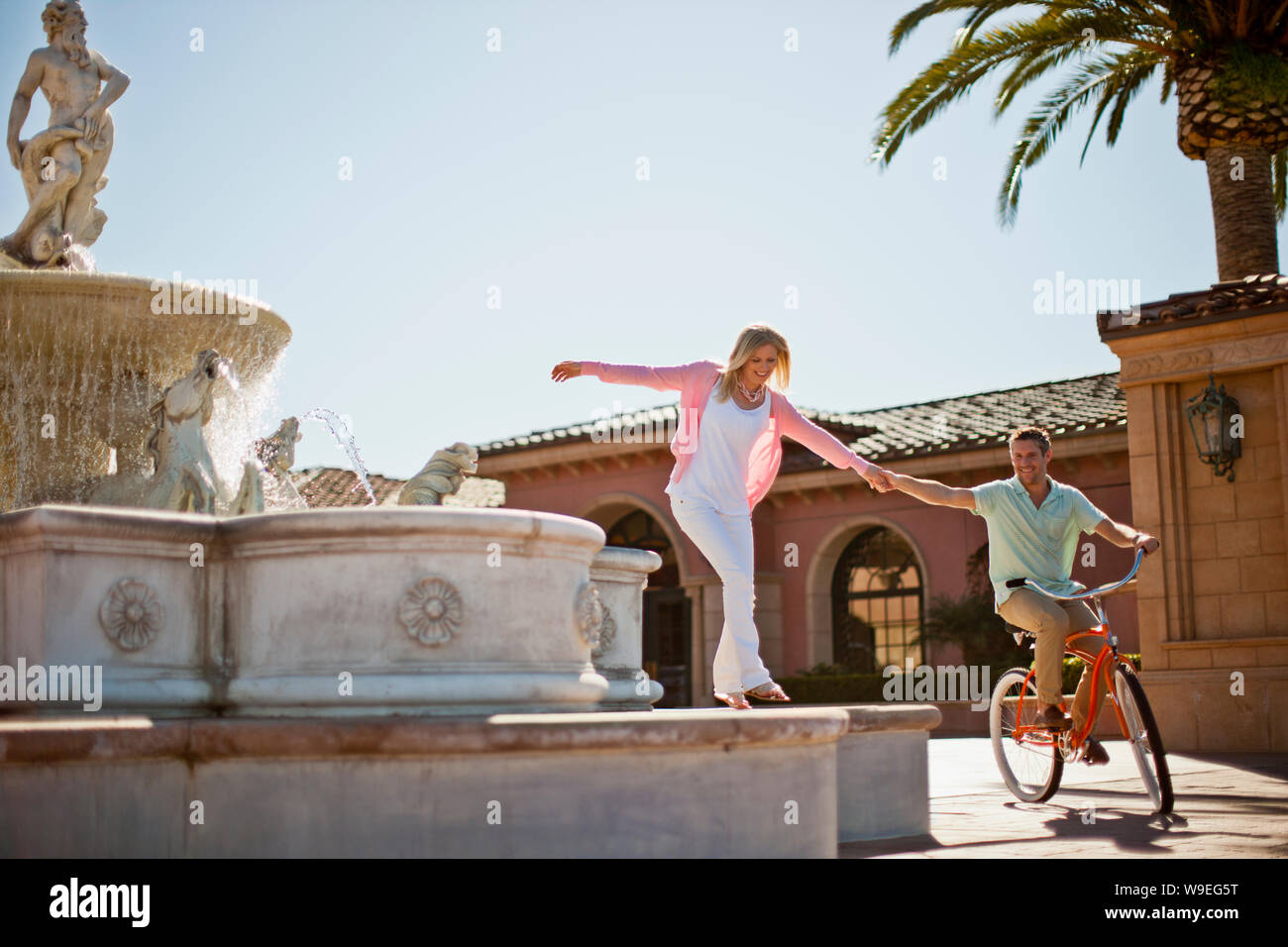 Ledge paths hi-res stock photography and images - Alamy