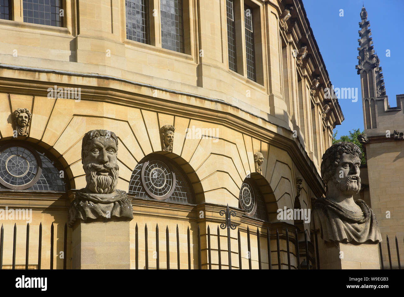 England, Oxford, Sheldonian Theatre with Herm (Emperor heads Stock ...