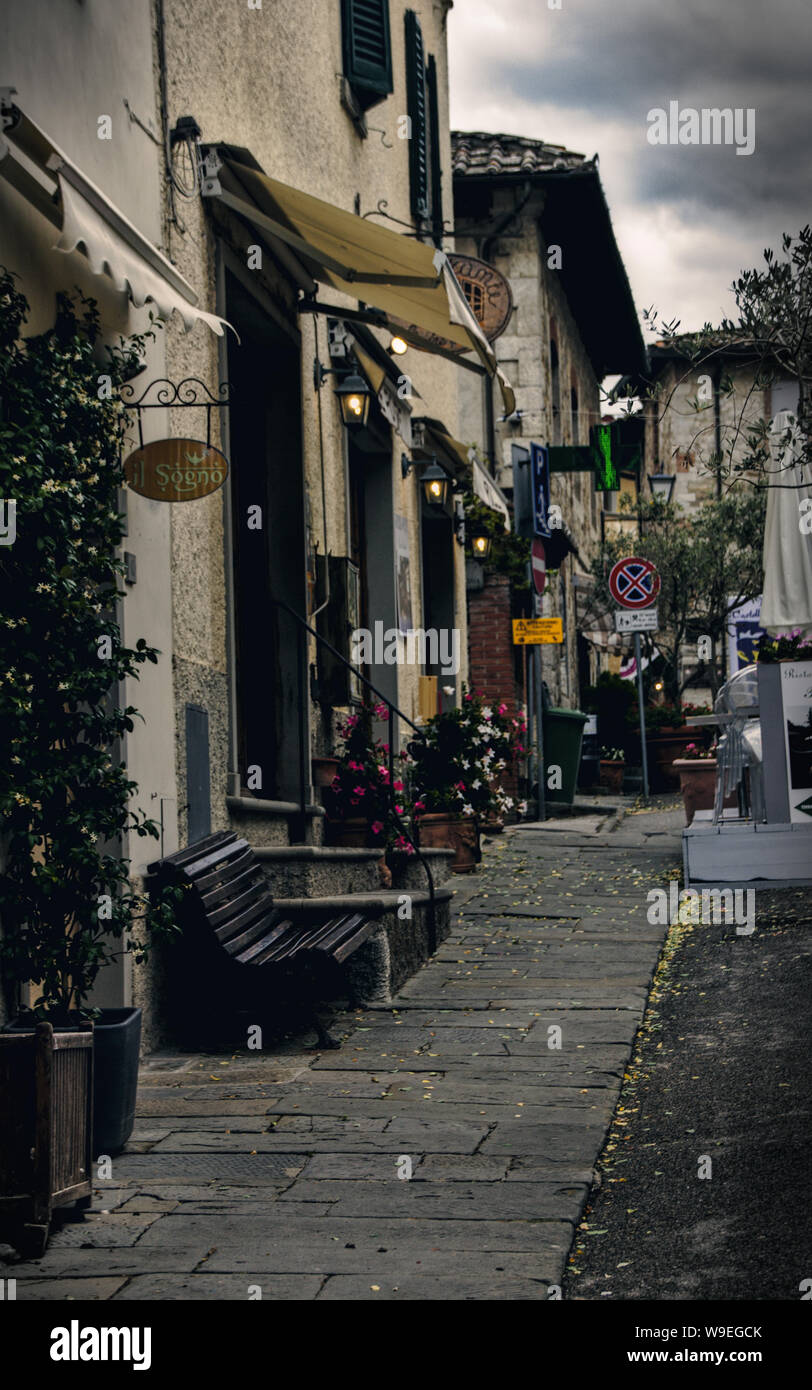 Italian Street Signs High Resolution Stock Photography and Images - Alamy