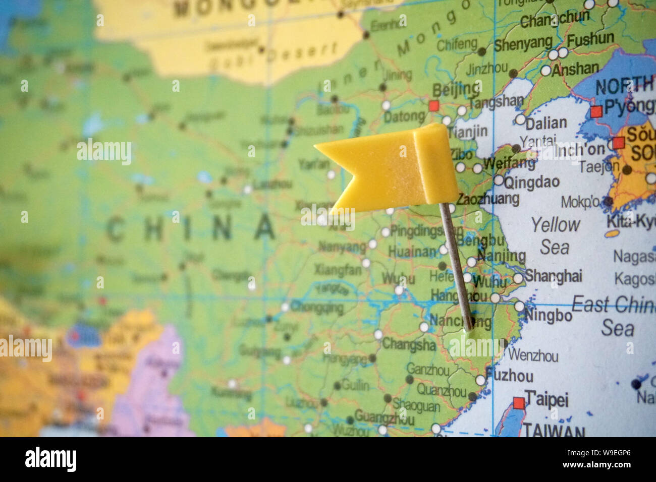 Map of china with flag hi-res stock photography and images - Alamy