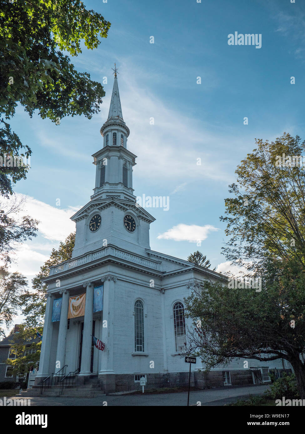 First Parish Church near Battle Green Stock Photo - Alamy