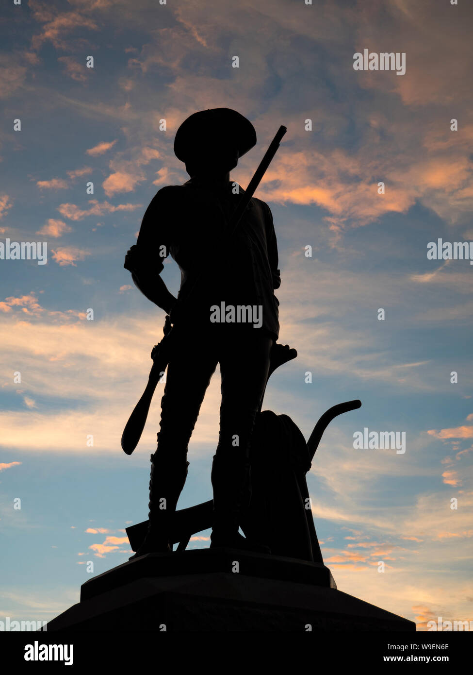 Minuteman statue hi-res stock photography and images - Alamy