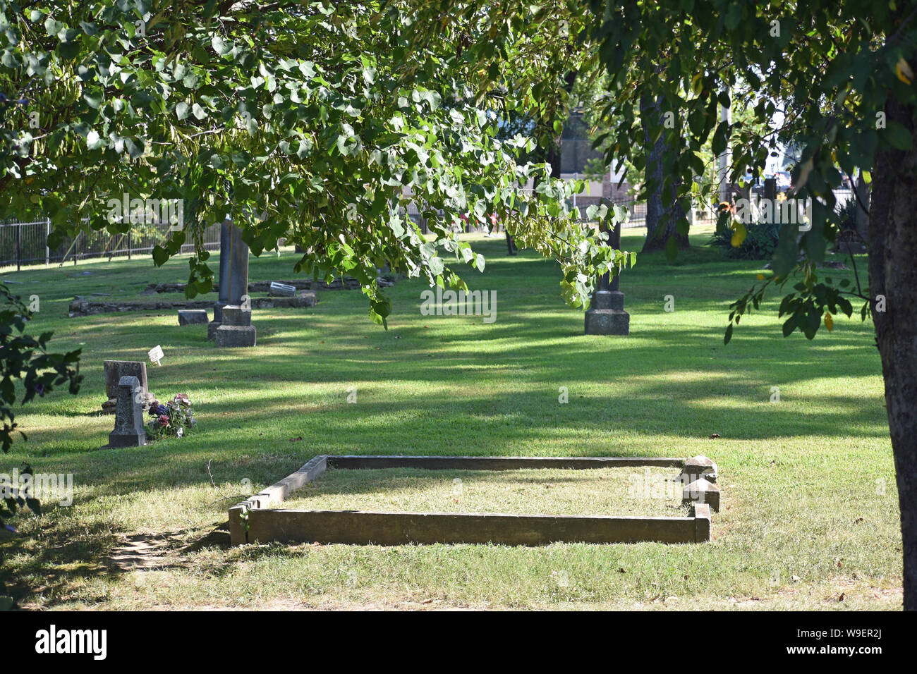 Golf grave hi-res stock photography and images - Alamy
